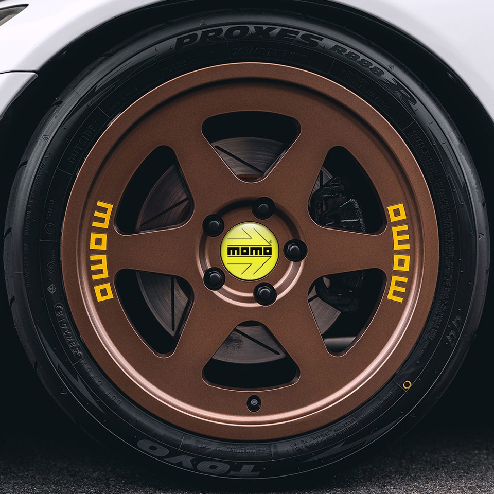 Momo Silicone Stickers for Wheel Center Cap Yellow | Wheel Emblems ...