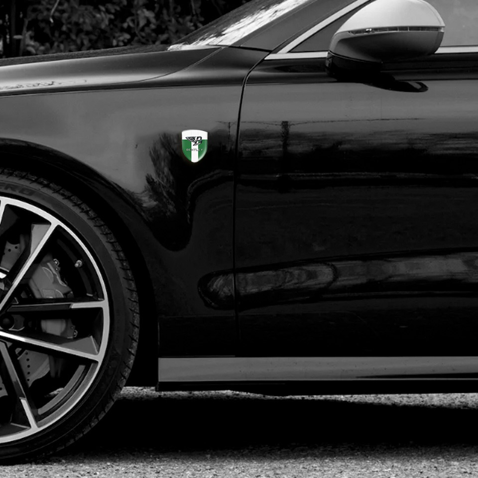 Bentley Resin Sticker Green White with White Band type | Domed Emblems ...